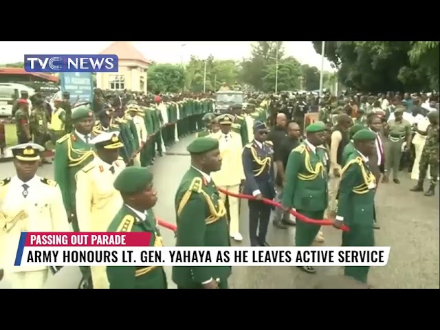 Army Honours LT. Gen. Yahaya as He Leaves Active Service
